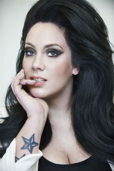 Lisa Lois Songs, Albums, Reviews, Bio & More |... | AllMusic