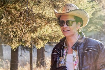 Iskander Songs, Albums, Reviews, Bio & More | ... | AllMusic