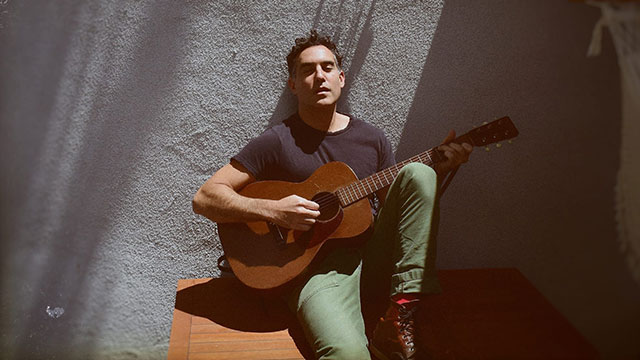 Album Premiere: Joshua Radin, 'Here, Right Now'
